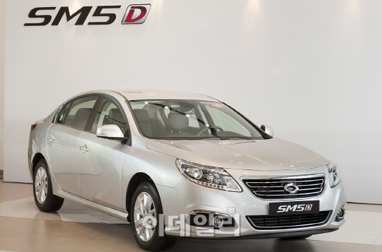 16.5㎞/ℓ 연비 최강 ' SM5 D' 출시…디젤 경쟁 합류