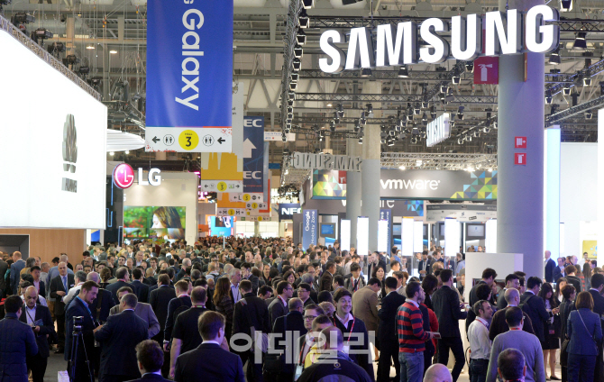 [포토]북적이는MWC