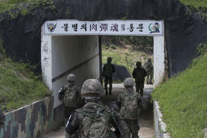 [르포]北 지뢰 도발 1년, DMZ 수색작전 현장 가보니
