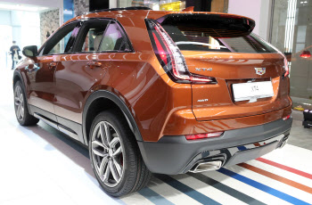 포토 > 캐딜락 SUV 'XT4' - 이데일리